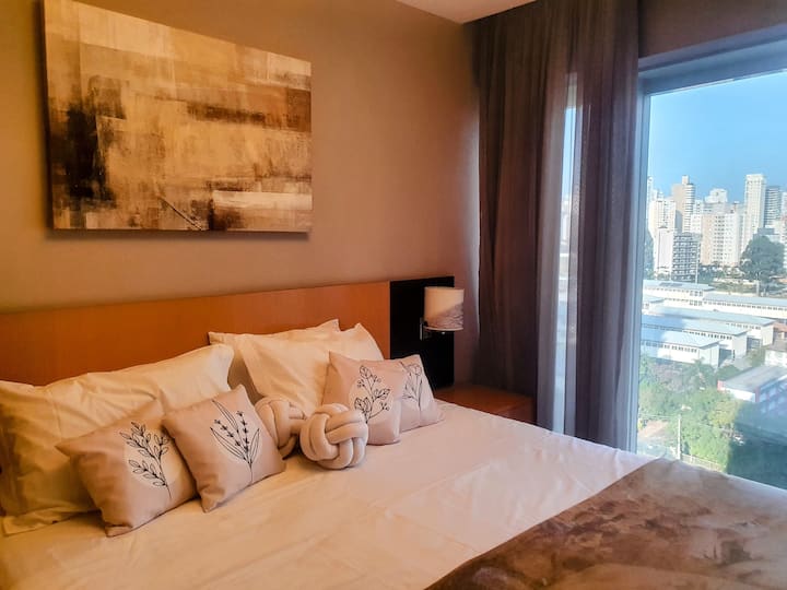 Flat Encantador Com Piscina E óTima Localização - São Paulo