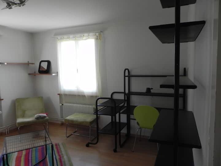 Chambre Dans Maison Entre Ville Et Nature - Fribourg
