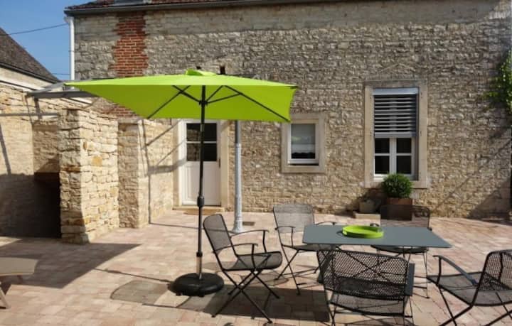Le Clos Favin  Maison Entière Cour Terrasse - Côte-d'Or
