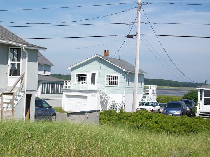Cozy Cottage With Private Beach - Kennebunkport, ME