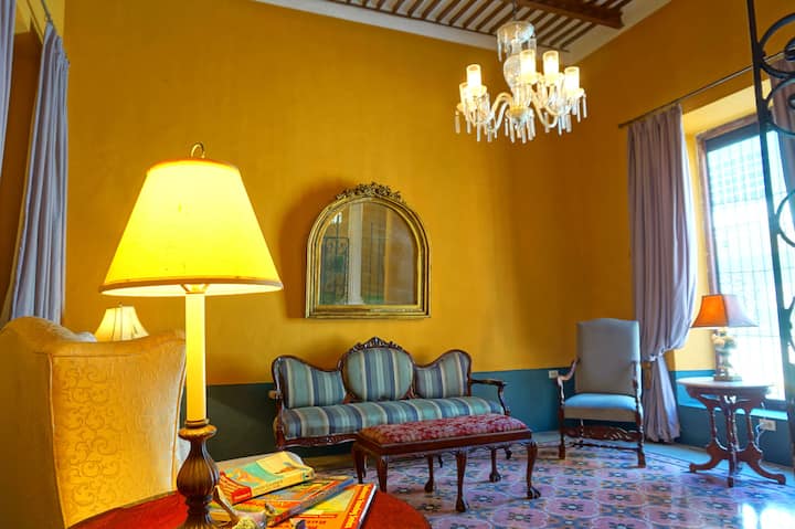 Las Escaleras Casa Colonial In Centro - Mérida