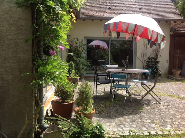 Beautiful Little House Chessy - Disneyland París