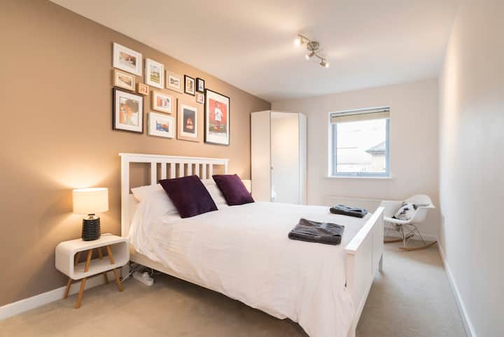 Spacious, Central, Family Apartment - Central London