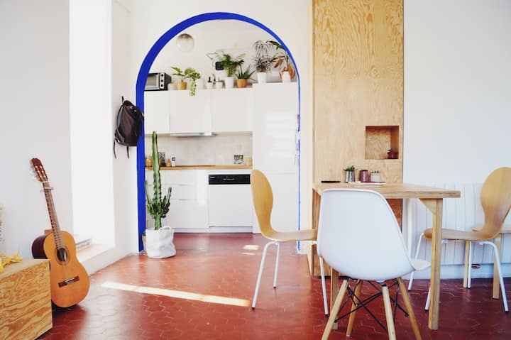 Appartement Et Terrasse Entre Mer Et Bonne-mère - Marseille