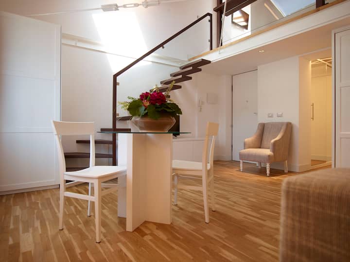 Ferrini Home - Appartamento Con Camera Da Letto - Catania