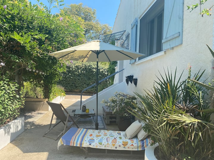 Charmant Petit Appartement Au Calme Dans Maison - Saint-Raphaël
