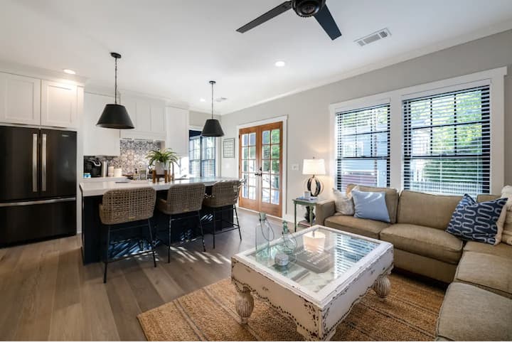 Butterfly Bungalow - Designer Oasis In Inman Park - Decatur, GA