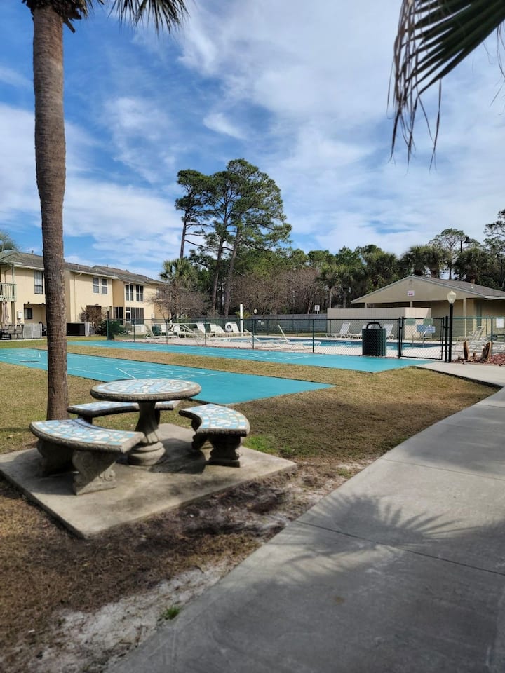 Gulf Highlands-2 Br 2.5 Bath Avail. Winter Rental - Panama City Beach, FL