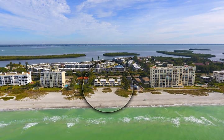 Laplaya 103a-time To Relax! Enjoy The Peaceful, Private Beach Just A Shell's Throw From Your Door. - Longboat Key, FL