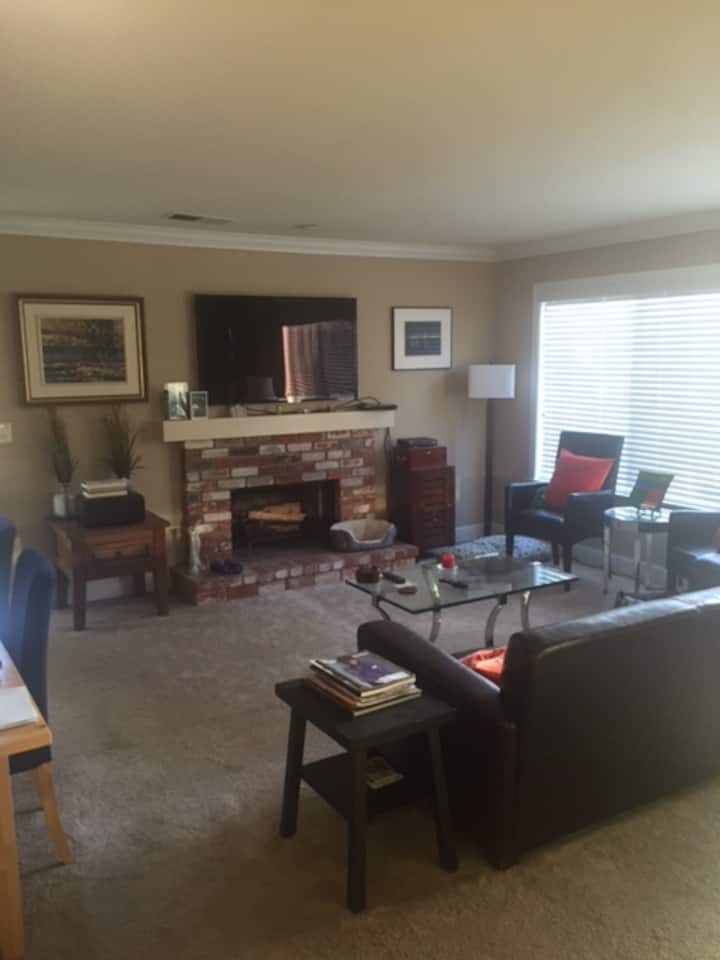 Peaceful Benicia Townhouse - Benicia, CA