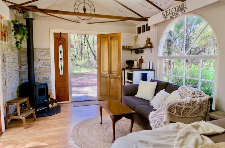"Sophia" Cosy Bush Cottage Studio - Blue Mountains