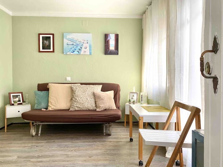 Small Holiday Apartment - Sitges
