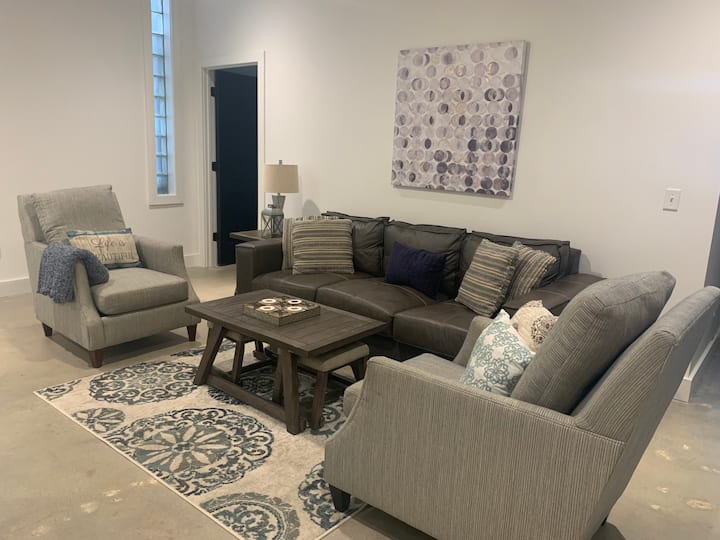 Wku, Beech Bend, Ncm - Downtown Bg 2 Bedroom - Bowling Green, KY