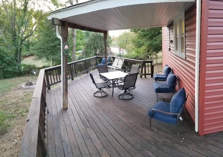 Brooksfield Cottage Near Blacksburg, Virginia Tech - Radford University, Radford