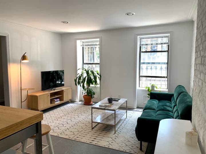 Brownstone 2 Bedroom Guest Suite With Privacy - Brooklyn, NY