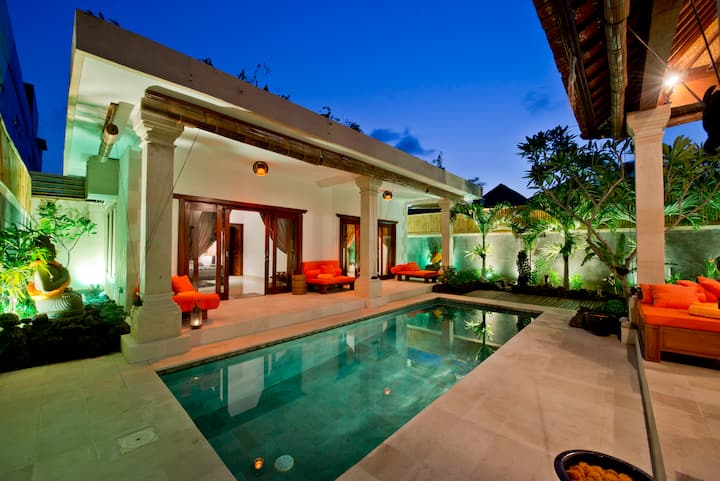 A Perfect 3bdrm In Seminyak's Heart - Seminyak