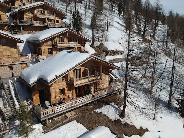 Chalet Dans La Résidence Les Chalets Du Mercantour - Isola 2000