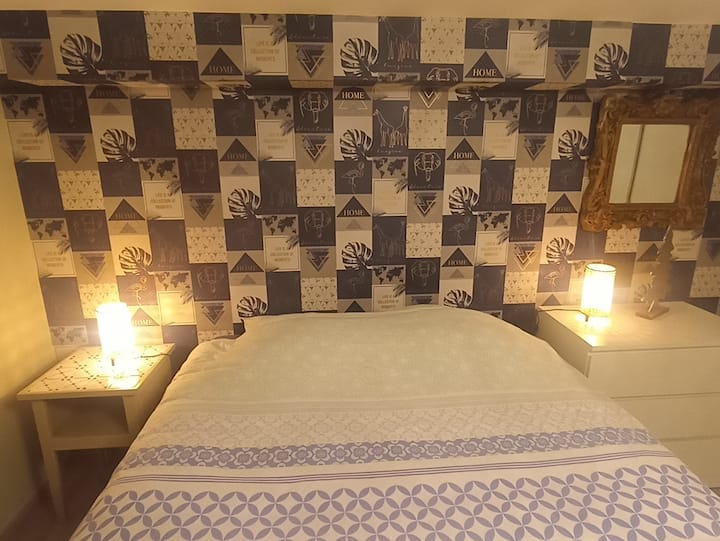 Chambre Double, Salle De Douche Privée. - Hotton