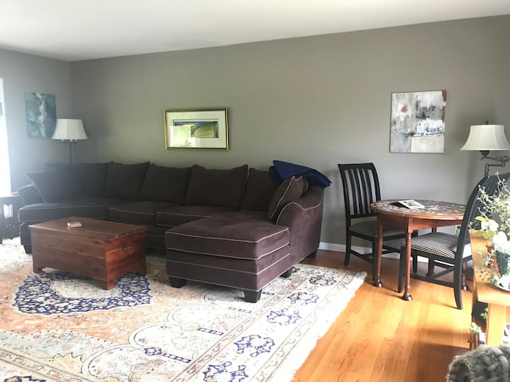 Quaint 3 Bedroom Country Home With Inground Pool! - Cazenovia, NY