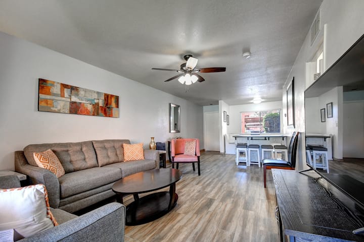 So Snazzy Ground Floor King - Phoenix, AZ