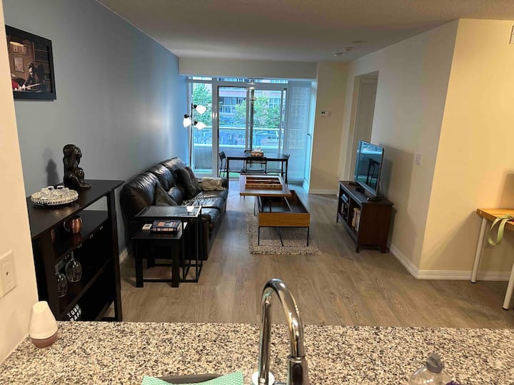 Great Location Spacious 1 Bedroom Condo Dt Toronto - 多倫多