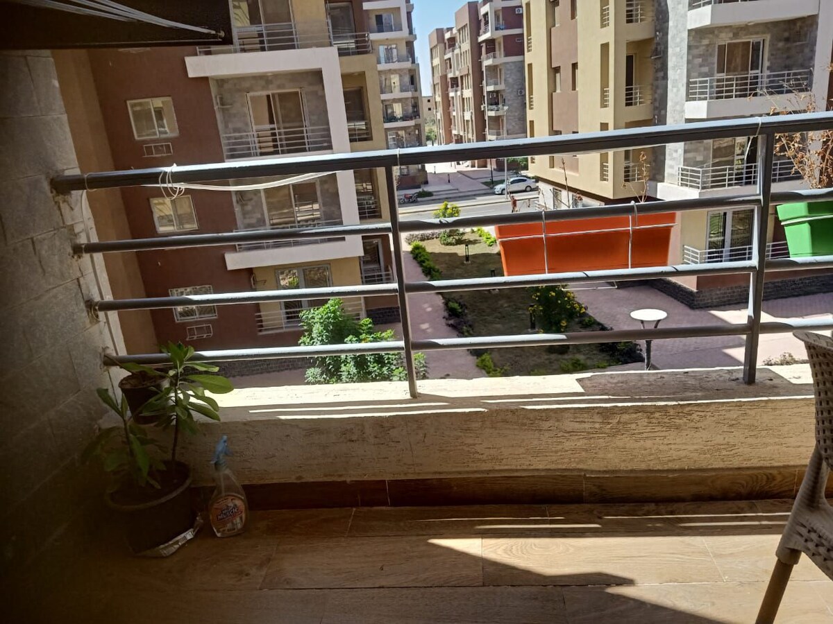 Shorouk City Apartment in the compound of Shorouk Paradise in front of ...