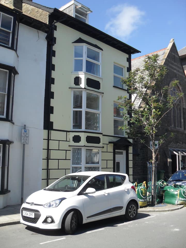 Morawel - Aberystwyth