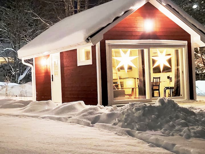 Gästhus Nära Centrum Med Ac, Sänglinnen, Städning - Lappland