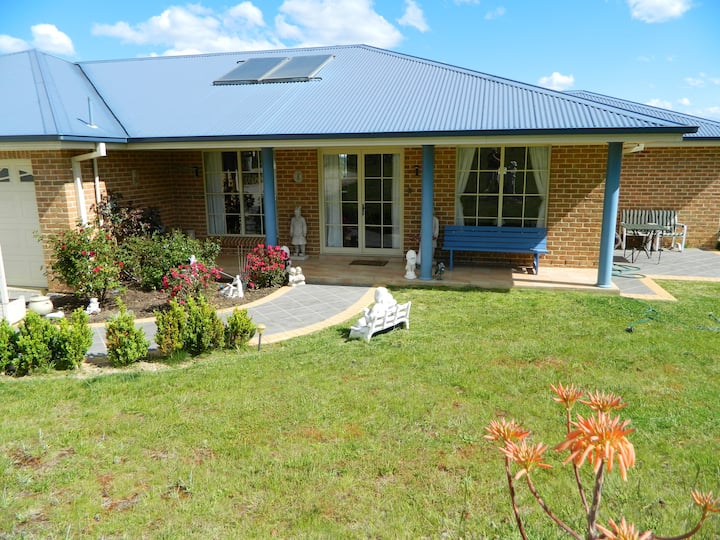 Nana’s House. Peaceful Setting And A Warm Welcome! - Bowral