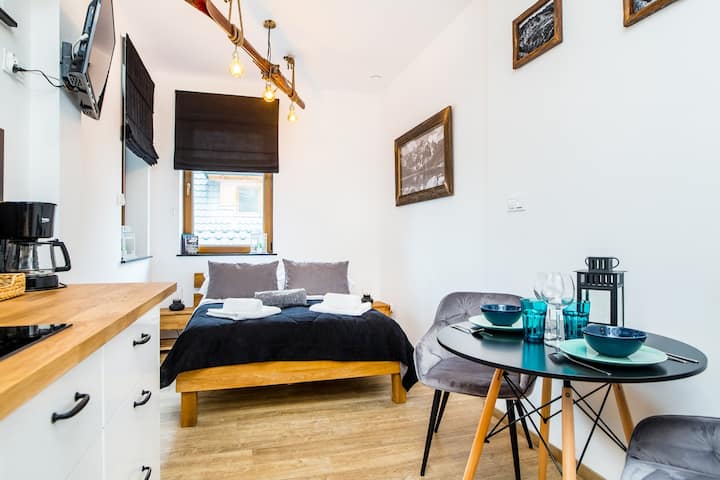 Na Stoku- Nowy Apartament Z Góralskim Budynku - Białka Tatrzańska