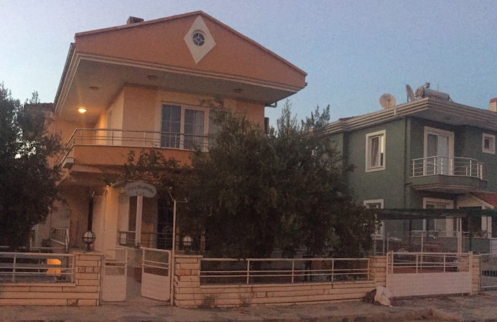 Ayvalik Ta Süper Lüks Eşyalı Villa - Ayvalık