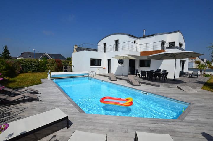 Spacieuse Villa Avec Piscine, Spa,  Vue Mer - Bretagna