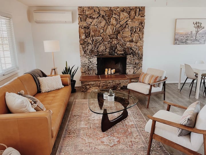 Jt Privacy~5 Acres~3bd/2ba~30’ Pool~amazing Value! - Joshua Tree, CA