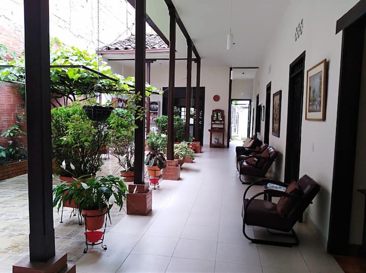 Casa Completa En El Centro De Pitalito - Pitalito