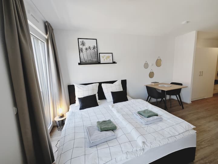 Ticasa Palms-zentral-outlet-aufzug-stylisch-unique - Metzingen