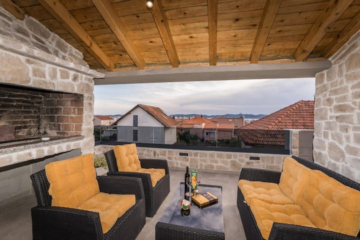 Relax 3bdr Apartment With Terrace And Bbq - Zadar