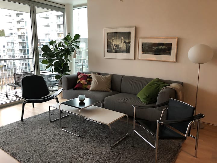 In The Middle Of Everything In Oslo - Oslo