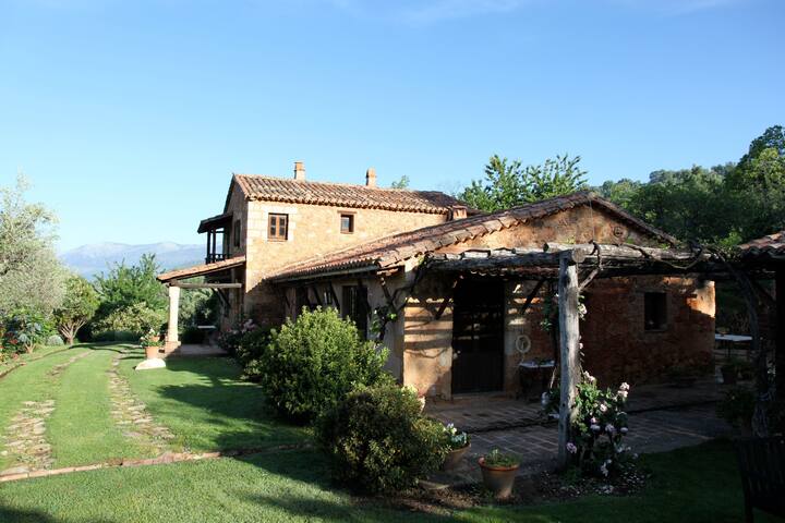 Villa Privada Pedro Juan En Candeleda - Candeleda