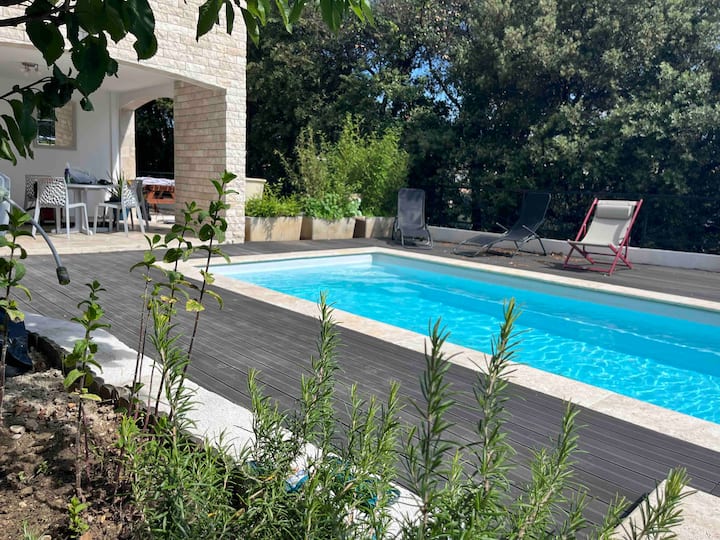 Appart En Villa Piscine Privée, Calme Et Parking - Nizza