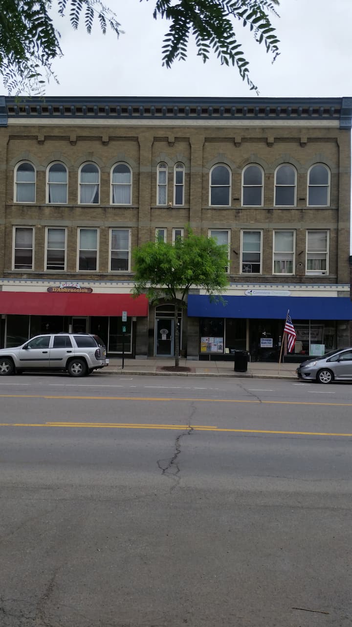 Business Stay Apt, #203, Downtown Norwich Ny - Norwich, NY