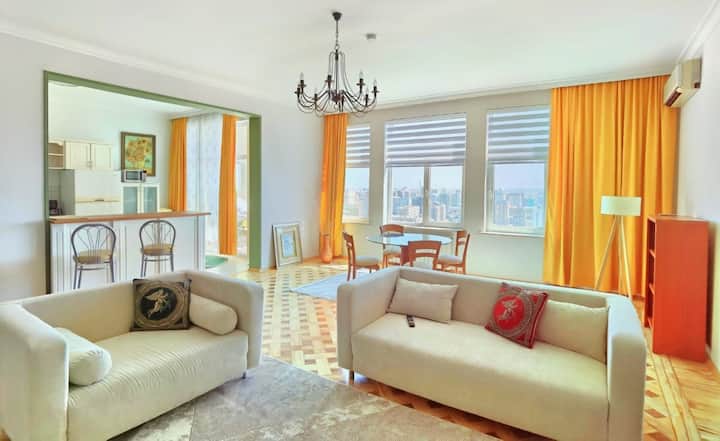 Modern Flat With Panoramic City & Sea Views - 巴庫