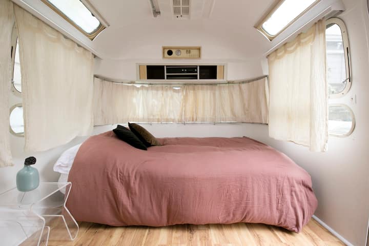 Airstream On The Island - Oakland