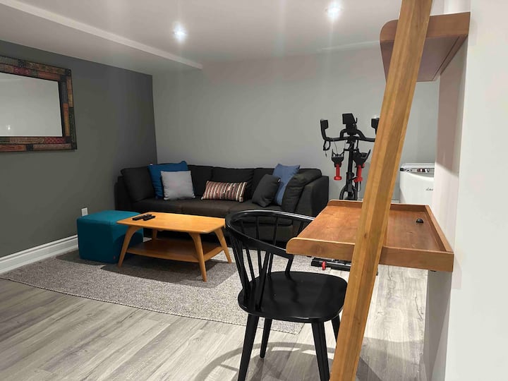 Tranquil Bloor West 1br Suite - Toronto