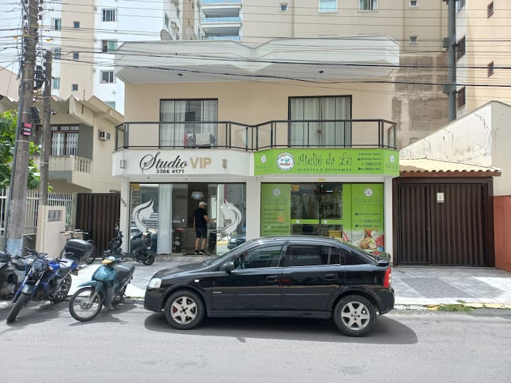 Apto 2 Quartos, Excelente Localização! Meia Praia. - Itapema