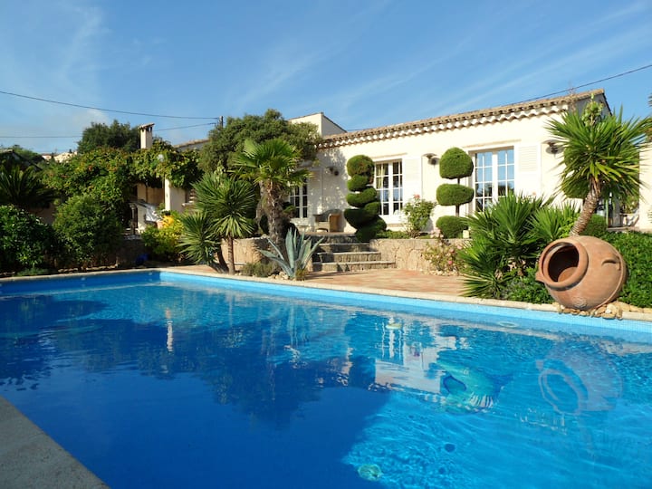 Stylish Ocean View Home In South Of France - Fréjus