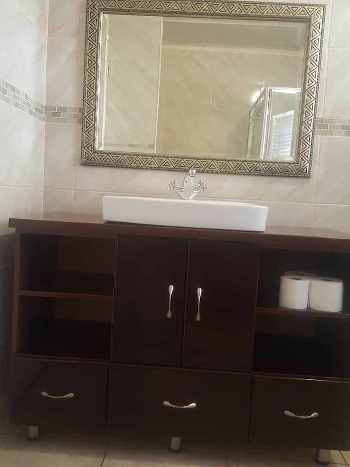 Closer To The Airport, Ebotse, Bcc And The Lakes.. - Benoni