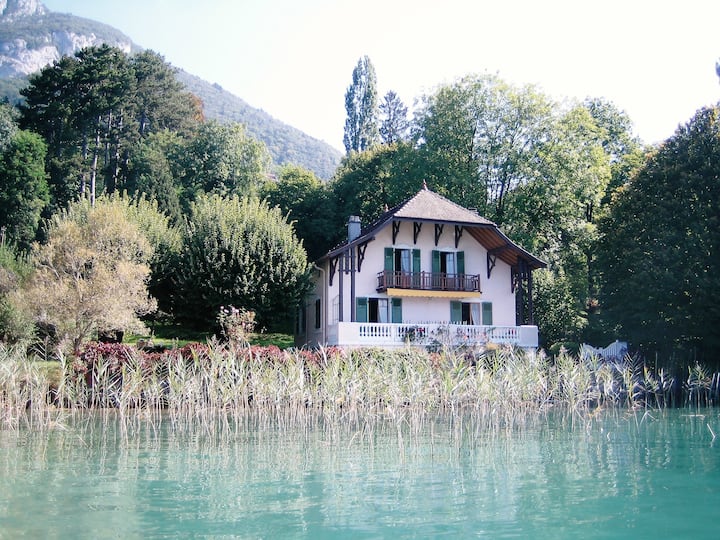 Maison Familiale Au Bord Du Lac D'annecy - Seynod