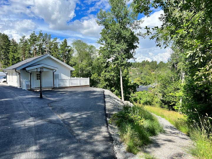 Skärgårdsidyll Precis Vid Hav Och Skog - Gustavsberg