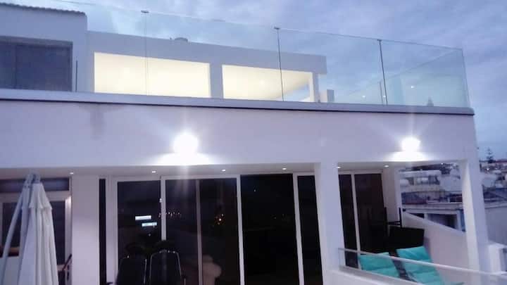 Top Roof Large Suit With Sea View And Balcony. - Ayia Napa