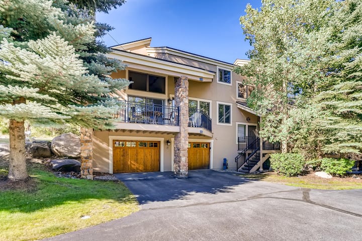 Spacious Townhome: Slope Views + Walk To River Run - Keystone